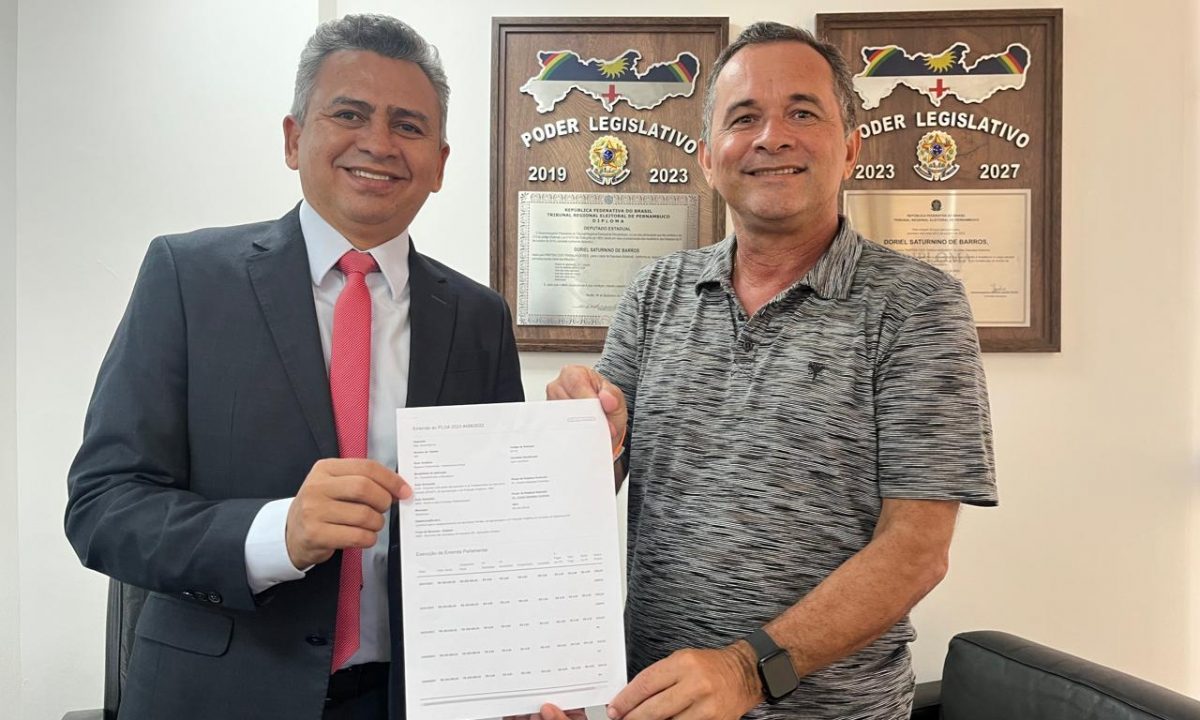 Em agenda oficial na Alepe, Secretário de Desenvolvimento Rural e Meio ...