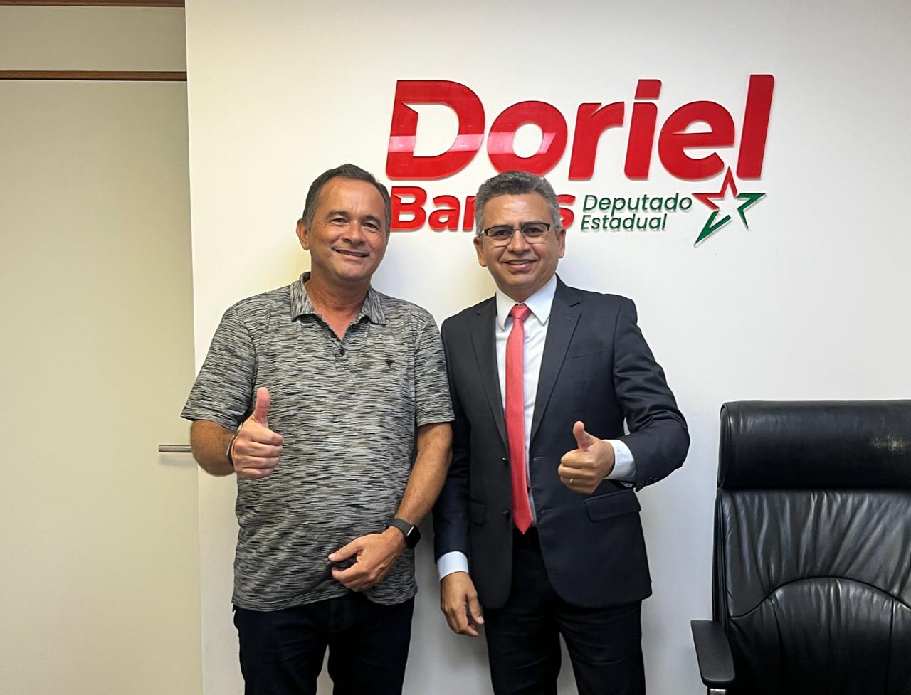Em agenda oficial na Alepe, Secretário de Desenvolvimento Rural e Meio ...